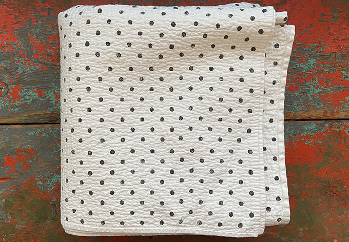 Charcoal Polka Dot Block Printed Quilt – Auntie Oti